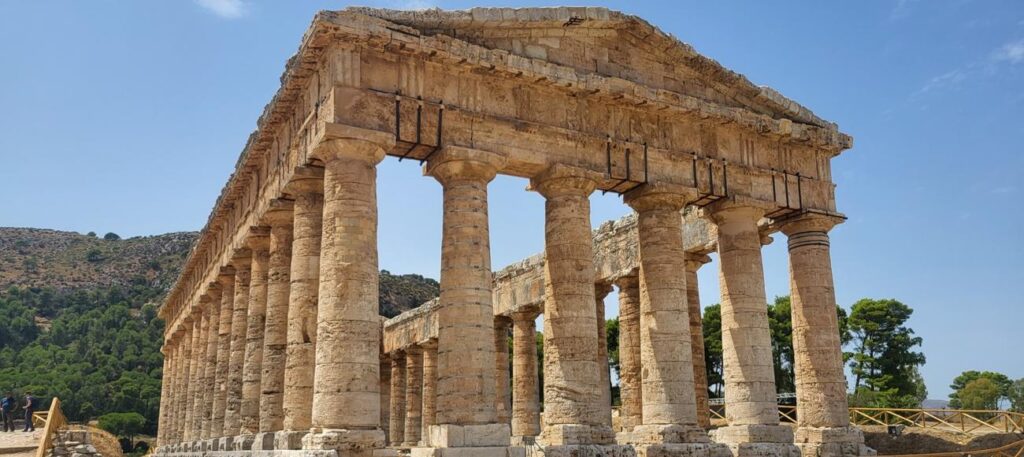 Ancient World: Foundations Of Civilization And Achievement